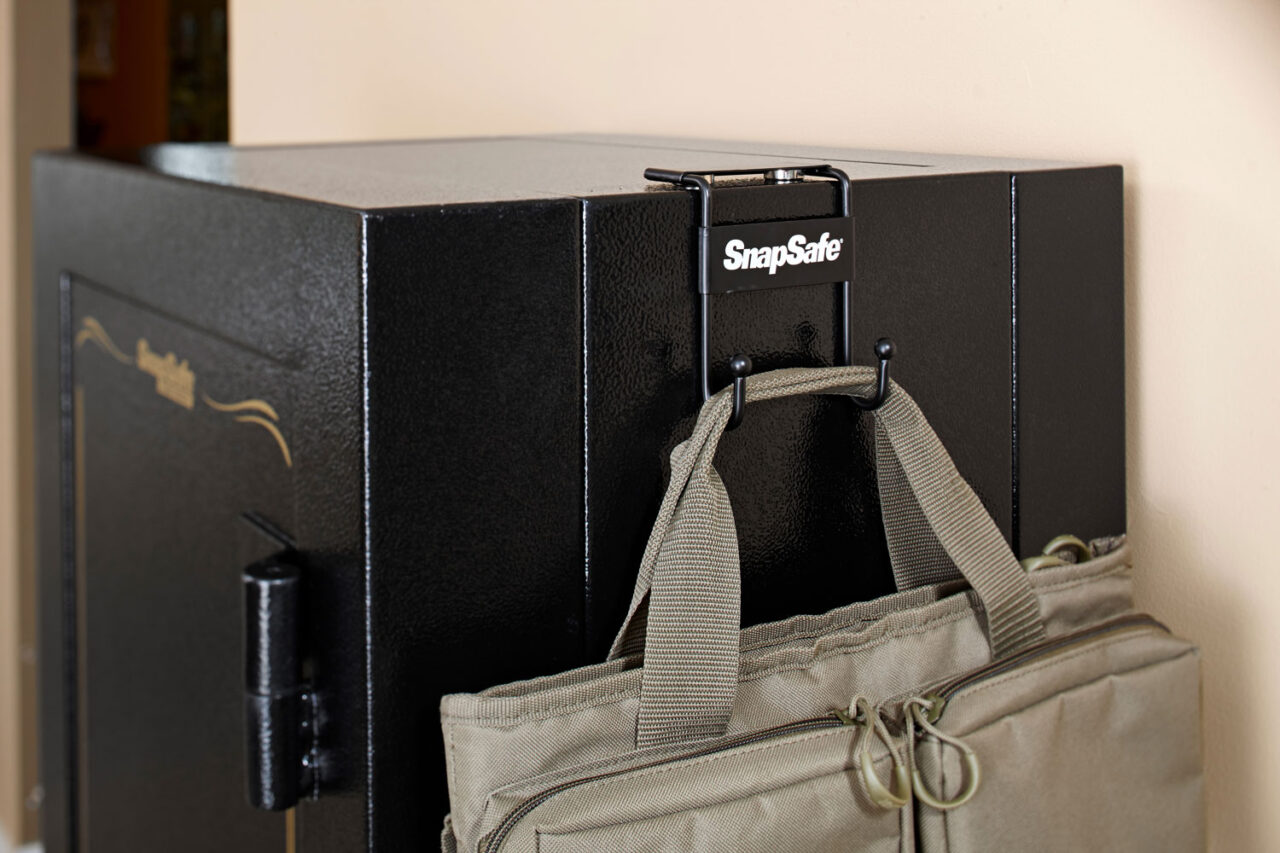 SnapSafe 75911 Magnetic Safe Hook Black Steel Magnet - BackForty Outdoors